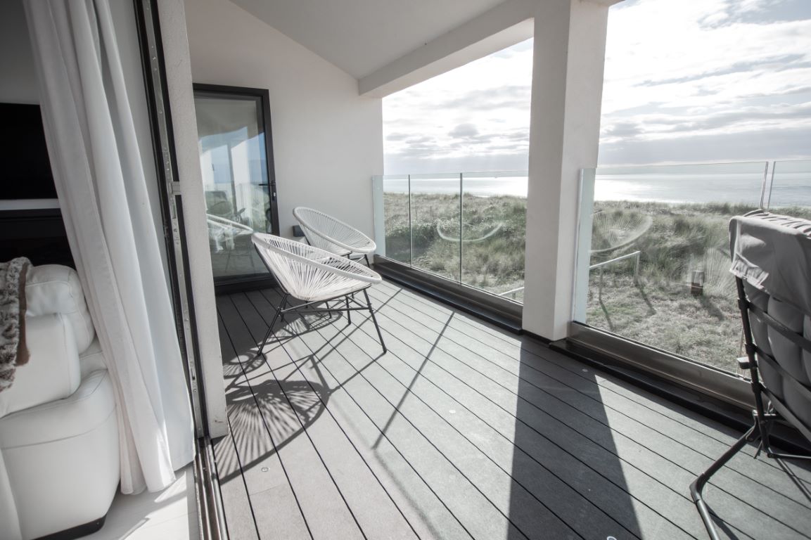 Beach House Design: What You Need To Know About Coastal Home ...